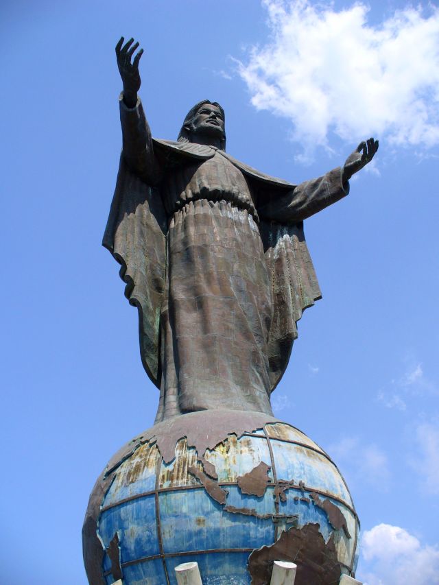 World’s Tallest Jesus Statues | The Jesus Question