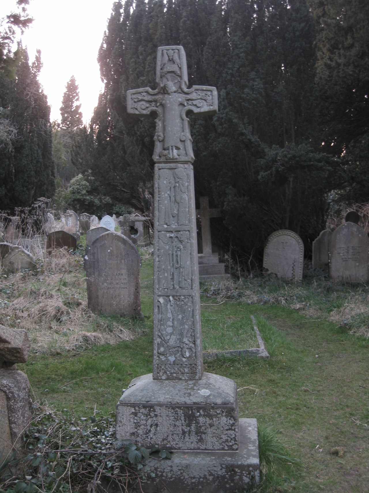 A Hidden Gem in Oxford: Holywell Cemetery | The Jesus Question